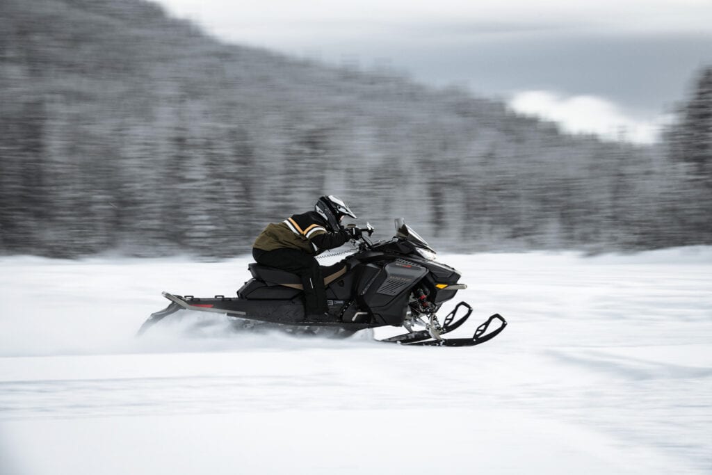 2022 Ski-Doo MACH Z - Snowmobile Passion