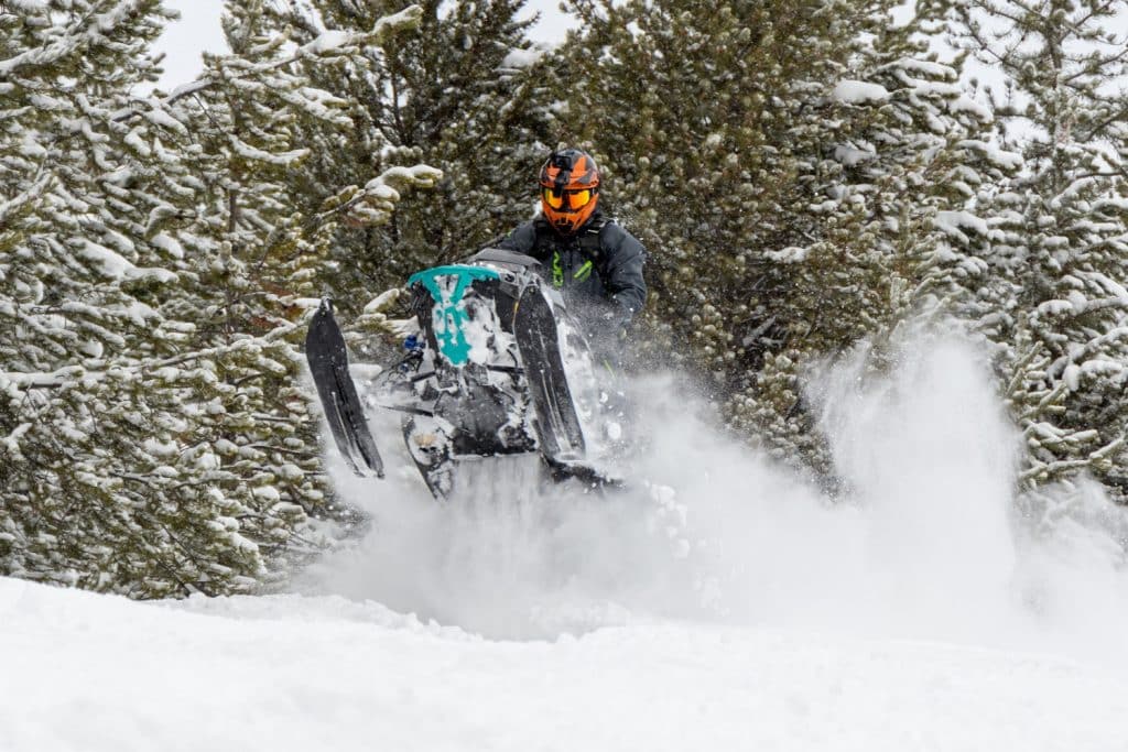 2024 Polaris 9R Pro RMK Matryx Slash - Test - Snowmobile Passion