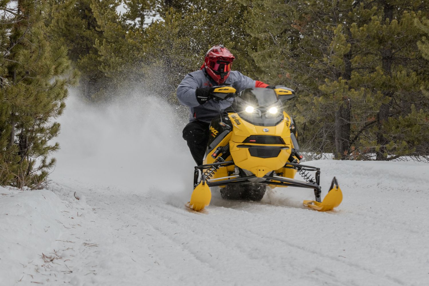 Skidoo MXZ XRS 850 Turbo R 2025 Test Drive With Competition Package ...
