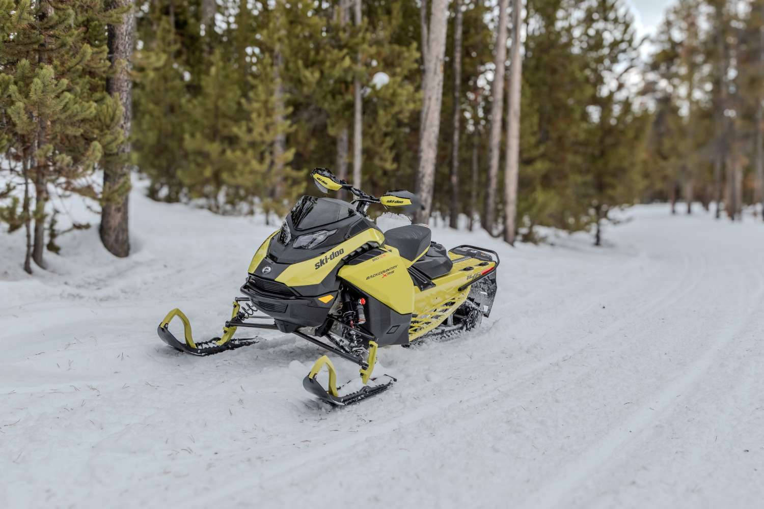Ski-Doo Backcountry XRS 850 E-TEC Turbo R 2025 - Test Ride - Snowmobile ...