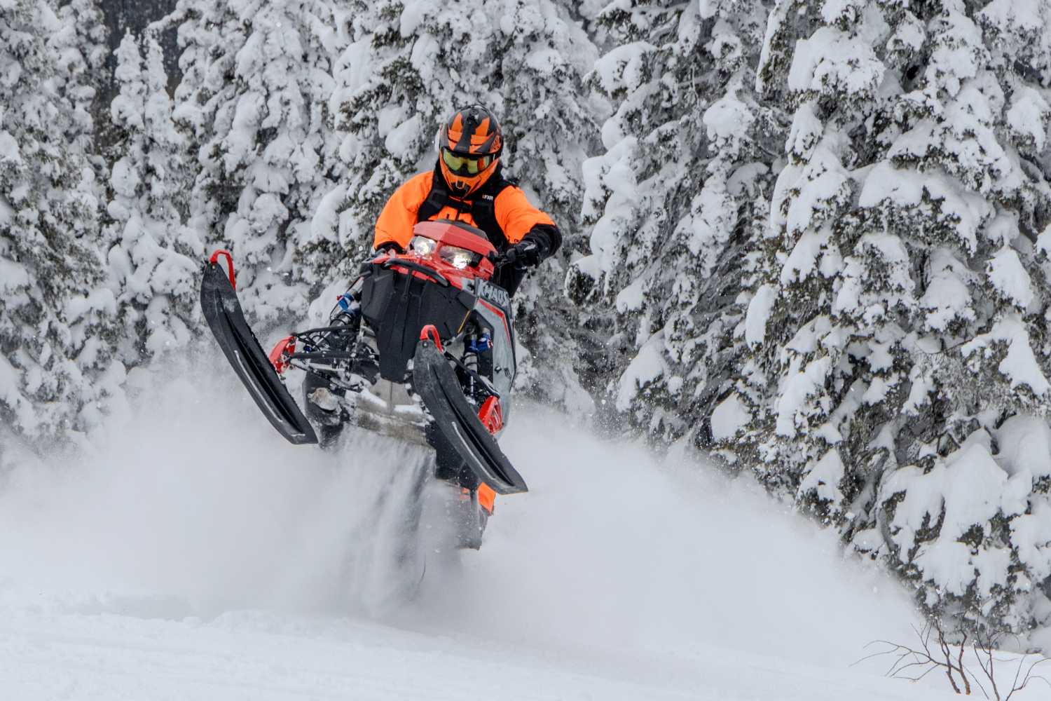 Improvements to the Polaris 2025 Mountain Range - Snowmobile Passion